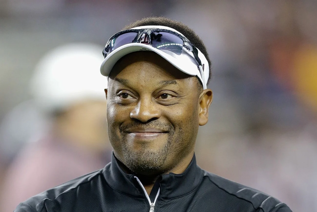 Kevin Sumlin Net Worth, Salary, Wife, Age, Height, Weight, and More in ...