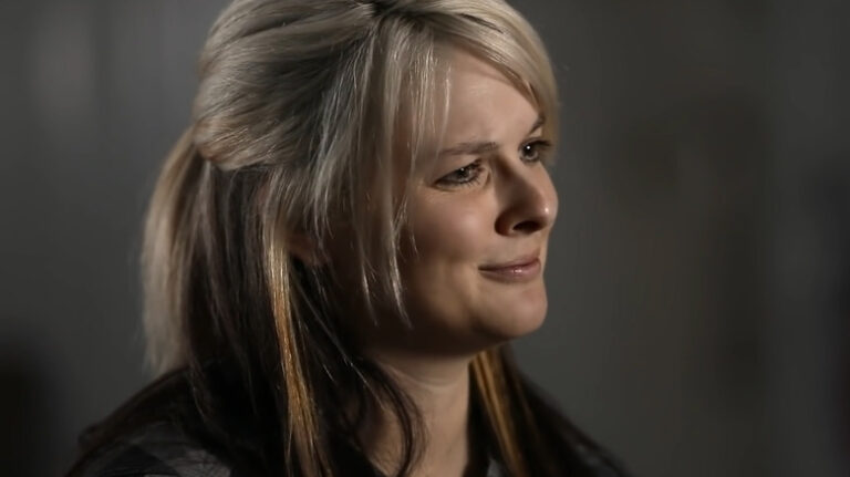 Lisa Kelly from Ice Road Truckers: 2025 Update on Her Life, Career, and ...