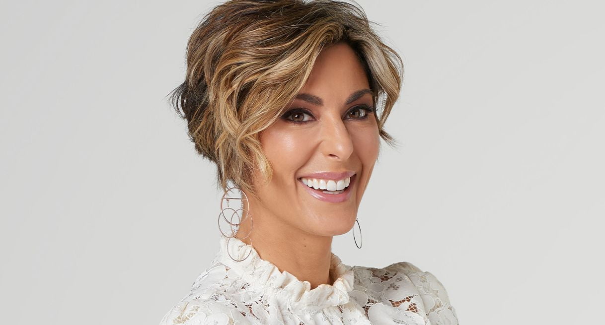 Amy Stran QVC Host: Age, Net Worth, Married Life, Salary, Height ...
