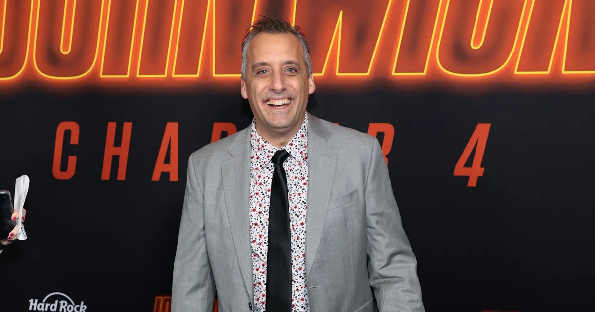 Joe Gatto: Age, Net Worth, Married Life, Salary, Height, Weight ...