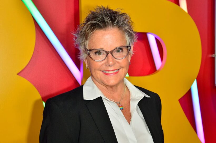 Amanda Bearse: Age, Height, Weight, Net Worth, Married Life, Salary ...